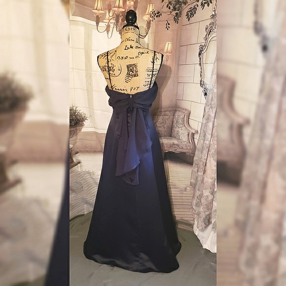 Night Scene | Dresses | Night Scene Navy Satin Formal Gown 516 Nwt ...